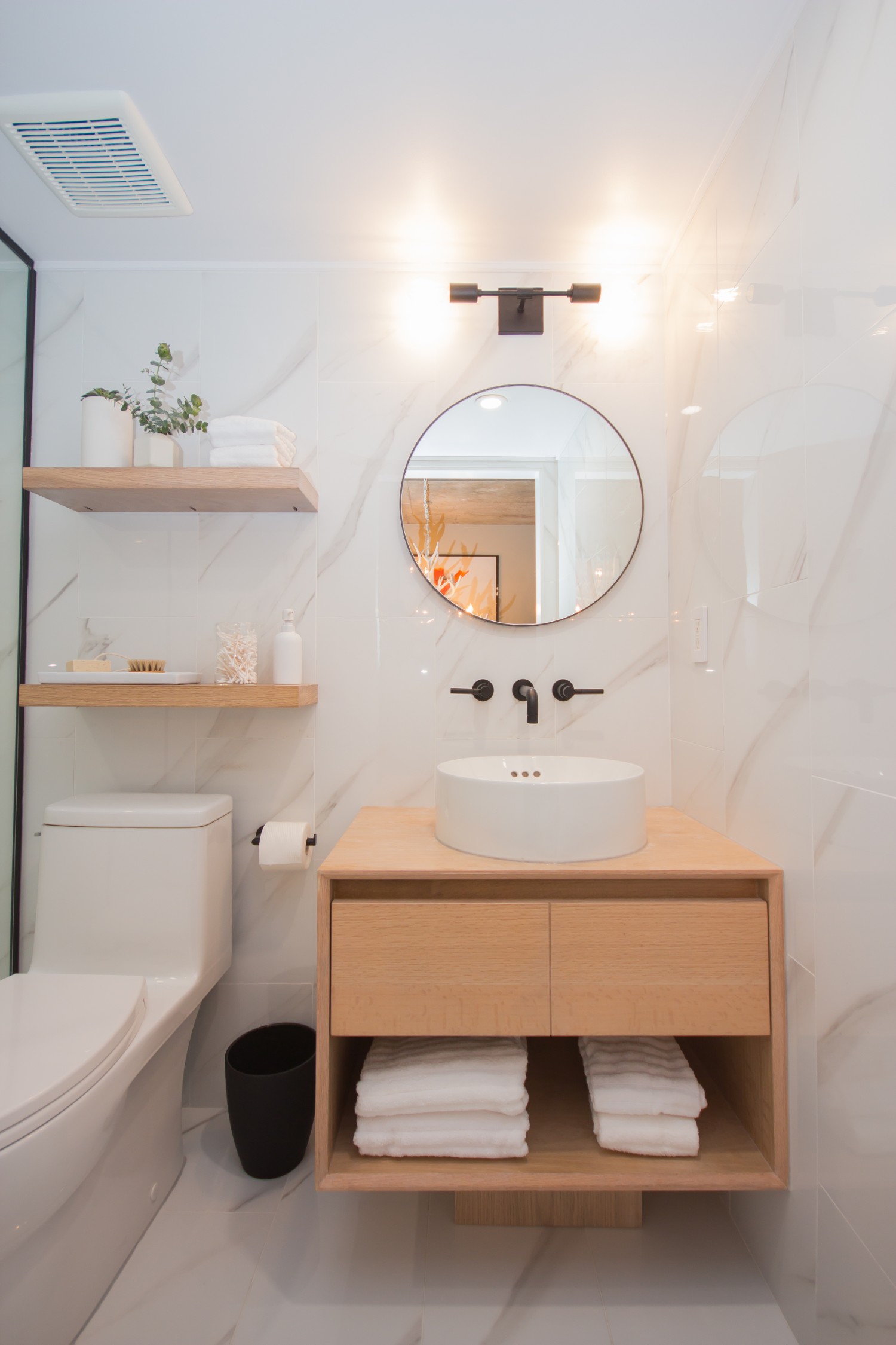 THOMPSON VANITY