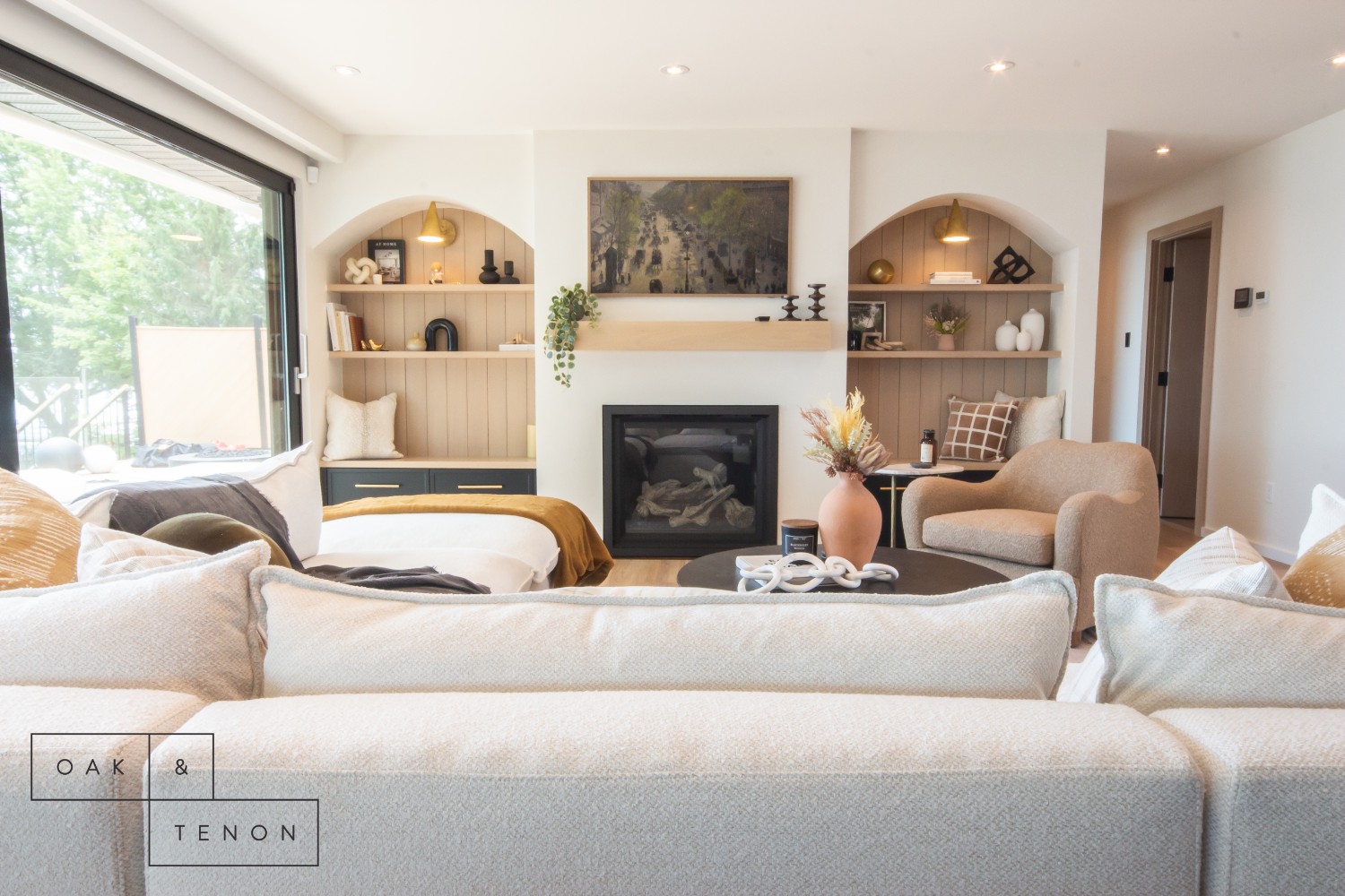 WELLINGTON BUILT-IN
